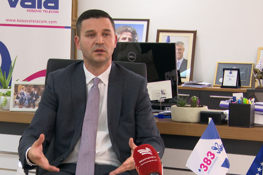 Kryeshefi i Telekomit padit Qeverinë e Kosovës - Gazeta Express