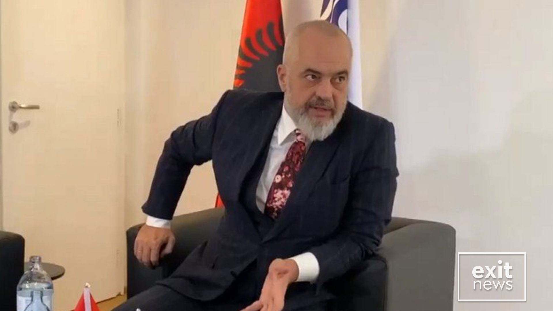 Edi Rama nis ditën me fjalë të shenjta të Kuranit - Gazeta Express