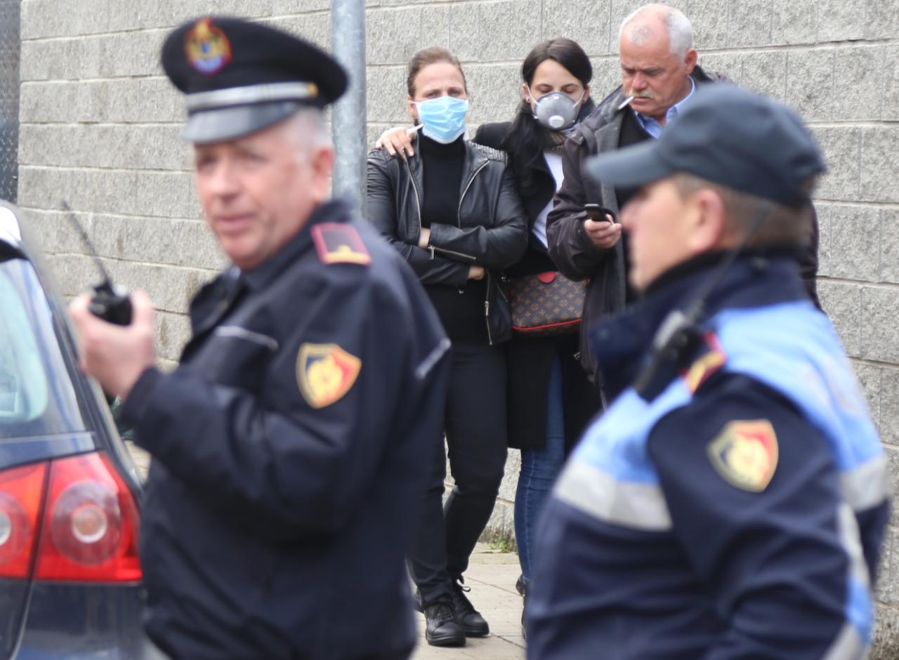 ‘Shqiponjat’, FNSH dhe patrullat ushtarake në këmbë, dalin pamjet. Ç’po ...