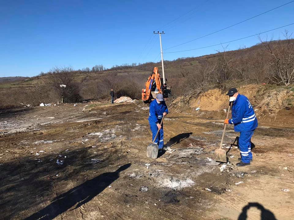 Punëtorët e “Pastrimit” paralajmërojnë protestë, nuk u përfshinë në ... Punëtorët e “Pastrimit” paralajmërojnë protestë, nuk u përfshinë në ...
