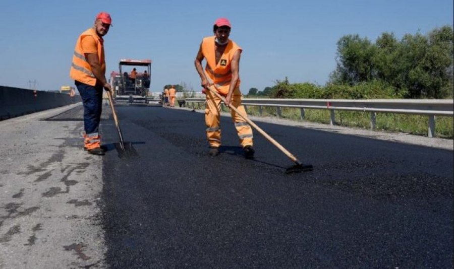 Rruga Prishtinë-Mitrovicë do të jetë e bllokuar për dy ditët e ardhshme ... Rruga Prishtinë-Mitrovicë do të jetë e bllokuar për dy ditët e ardhshme ...