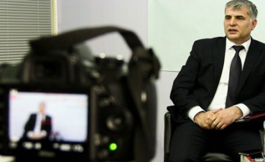 Rama: Albulena Haxhiu është seksere e Faton Dalladakut, mori para nga ...