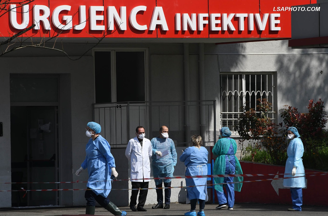 Zbulohen raste të reja në Shqipëri, 15 persona nga personeli mjekësor ... Zbulohen raste të reja në Shqipëri, 15 persona nga personeli mjekësor ...