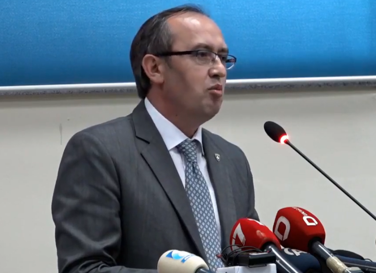 Hoti bën të ditur masat e reja të Qeverisë ndaj Covid-19 - Gazeta Express