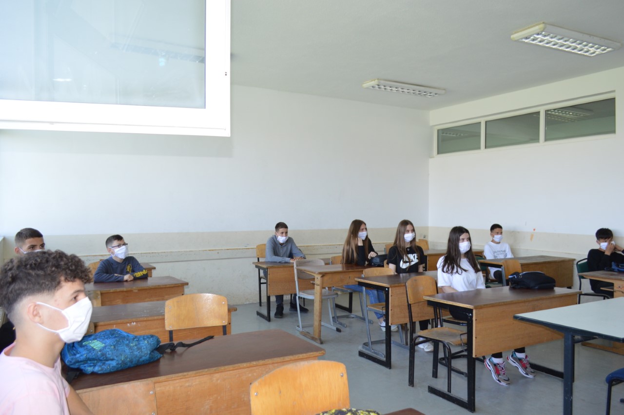 Hapen shkollat dhe çerdhja në Malishevë - Gazeta Express Hapen shkollat dhe çerdhja në Malishevë - Gazeta Express