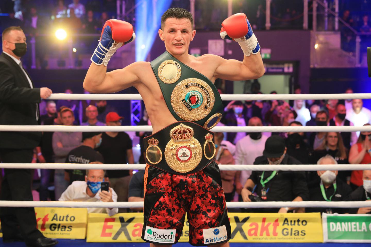 Robin Krasniqi tregon rrugën e tij si kampion, nga lufta e UÇK deri me ...