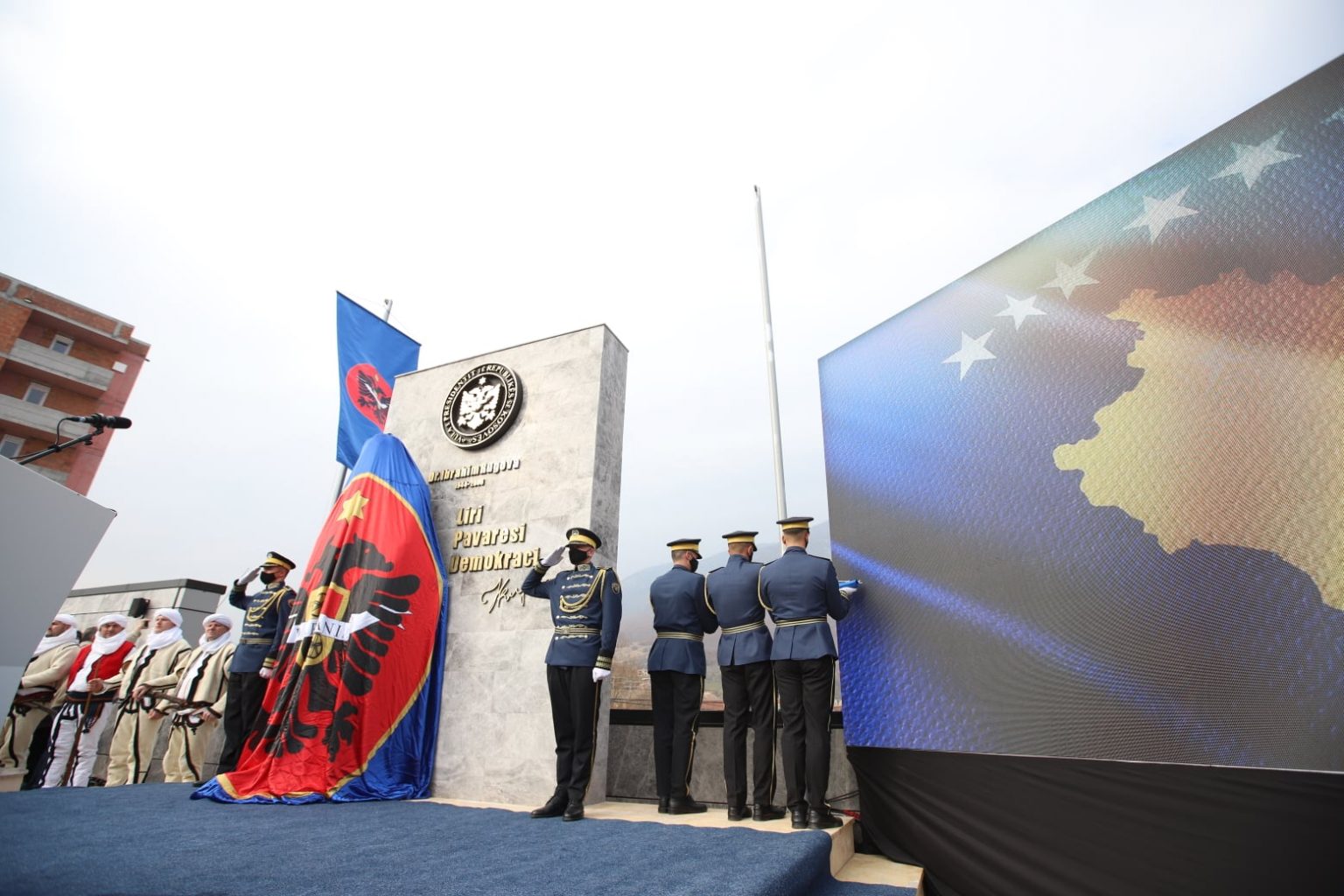 Kosovo’s late President Ibrahim Rugova’s statue unveiled in his home ...