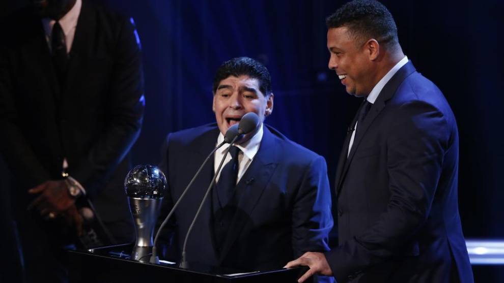 Ronaldo e zbulon bisedën e fundit me Maradonën - Gazeta Express Ronaldo e zbulon bisedën e fundit me Maradonën - Gazeta Express