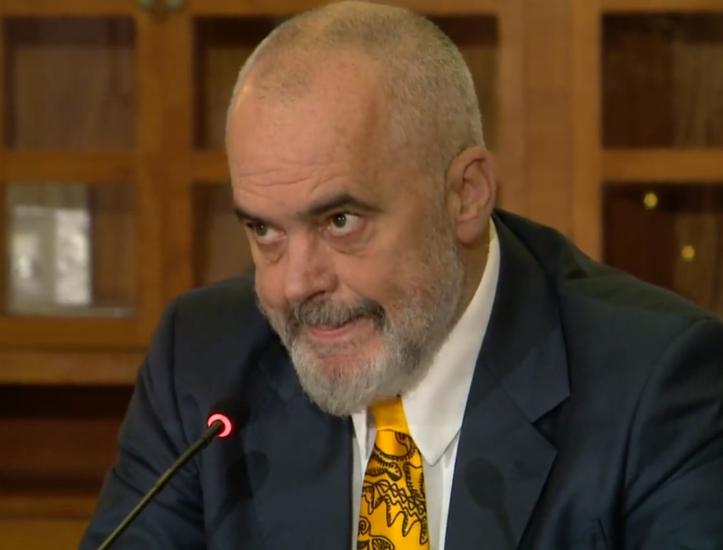 Edi Rama: Vaksina anti-covid do të jetë falas, jo e detyrueshme ... Edi Rama: Vaksina anti-covid do të jetë falas, jo e detyrueshme ...