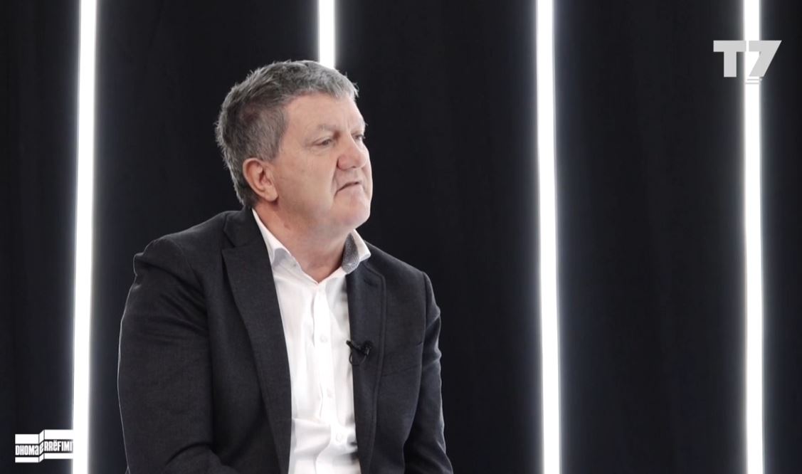 Habit Milaim Zeka, publikon një fotografi të Mihrije Brahës - Gazeta ...