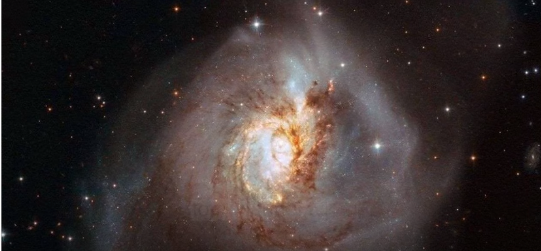 Spektakël në qiell, 'përplasen' gjashtë galaktika - Gazeta Express