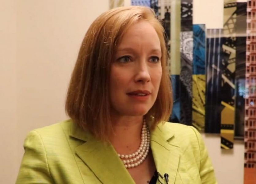 Ish-diplomati serb: Molly Montgomery e ringjall politikën e Madeleine ...