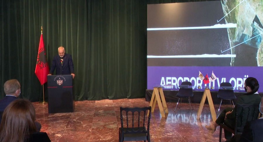 Nënshkruhet marrëveshja për aeroportin e Vlorës - Gazeta Express Nënshkruhet marrëveshja për aeroportin e Vlorës - Gazeta Express