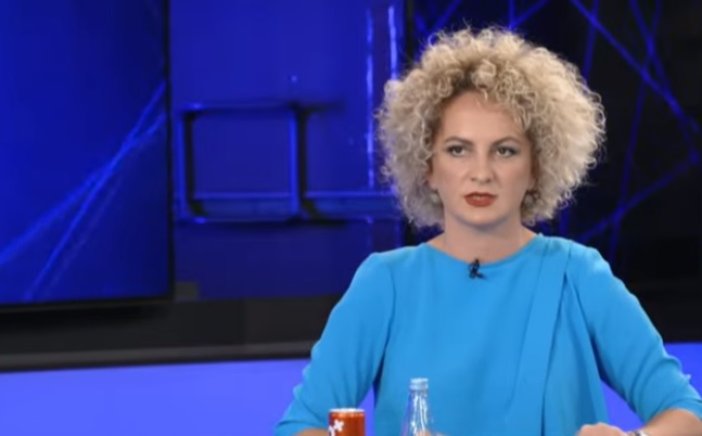 Kadaj-Bujupi: Ka një luftë brenda PDK’së, Vlora Çitaku s’e ka ... Kadaj-Bujupi: Ka një luftë brenda PDK’së, Vlora Çitaku s’e ka ...