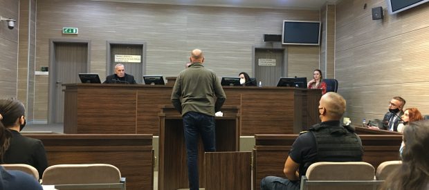 Seanca gjyqësore për krime lufte në Sllovi të Lipjanit, çka deklaroi i ... Seanca gjyqësore për krime lufte në Sllovi të Lipjanit, çka deklaroi i ...