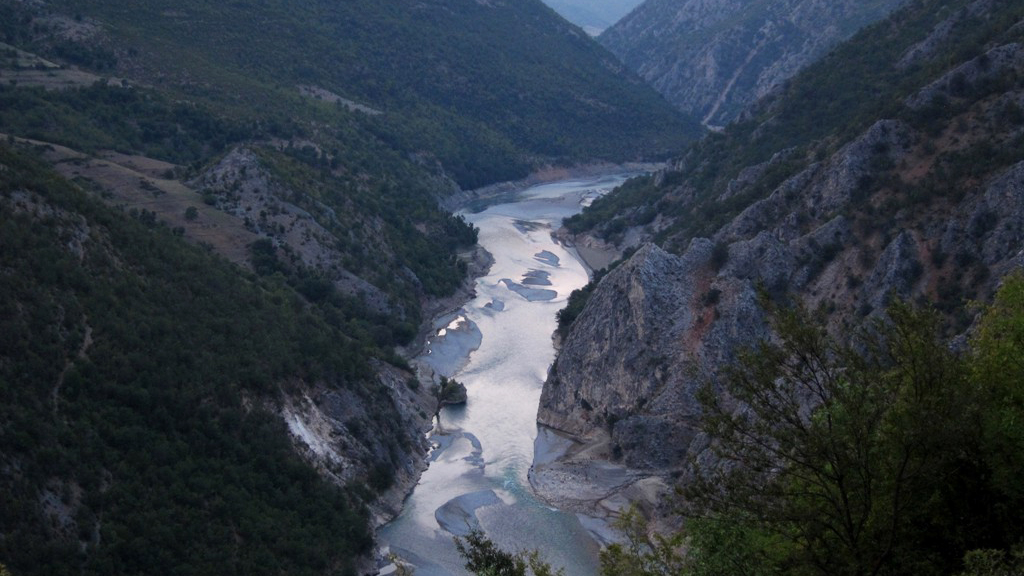 Zhduket 50-vjeçari në Dibër, u pa për herë të fundit duke peshkuar në ...