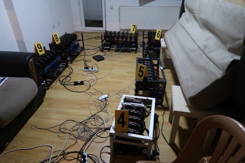 Kriza energjetike dhe ndalimi i prodhimit të kriptovalutave, 70 aparate ... Kriza energjetike dhe ndalimi i prodhimit të kriptovalutave, 70 aparate ...