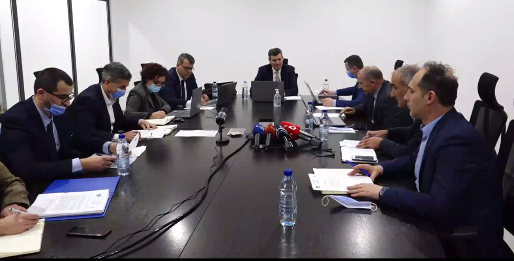 Mblidhet bordi i ZRRE-së - Gazeta Express