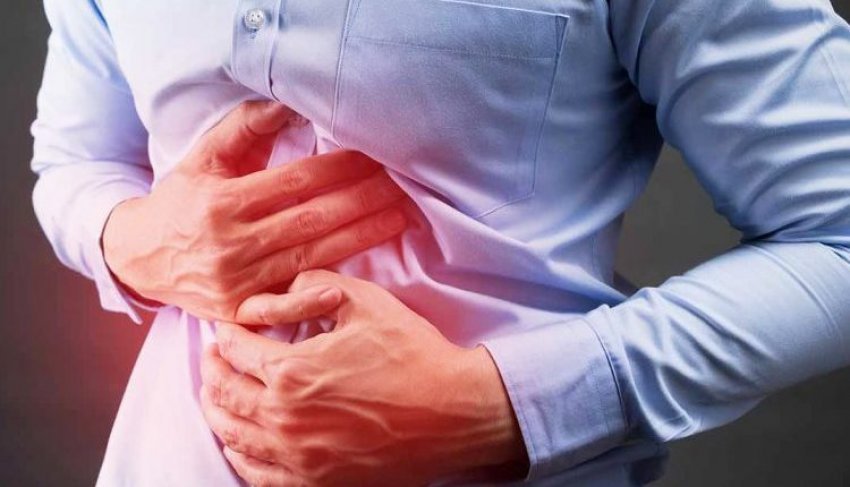 Mësoni se pse keni dhimbje të stomakut në mëngjes - Gazeta Express