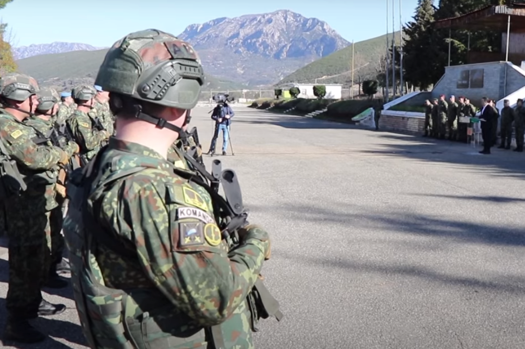 Albania sends a contingent of commando troops to KFOR in Kosovo ...