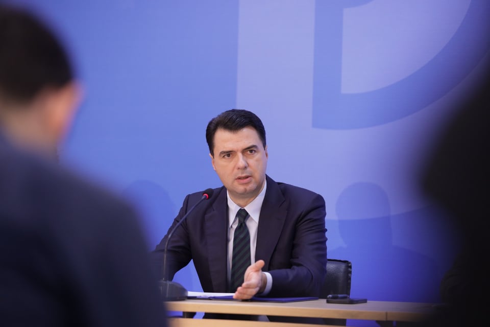Zhvillimet politike në PD, Basha mbledh sot Kolegjin e Kryetarëve ... Zhvillimet politike në PD, Basha mbledh sot Kolegjin e Kryetarëve ...