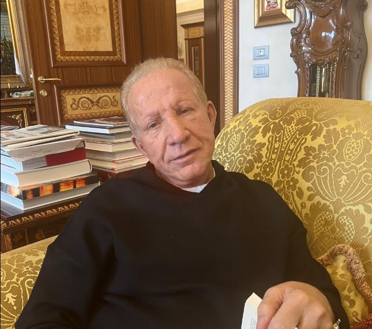 Pacolli publikon një fotografi 5 dekada të vjetër: Isha me ndjenja të ...