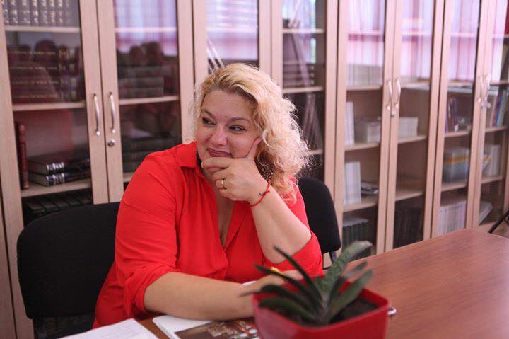 Libra të rinj / Arjola Zadrima: Po të due unë - Gazeta Express