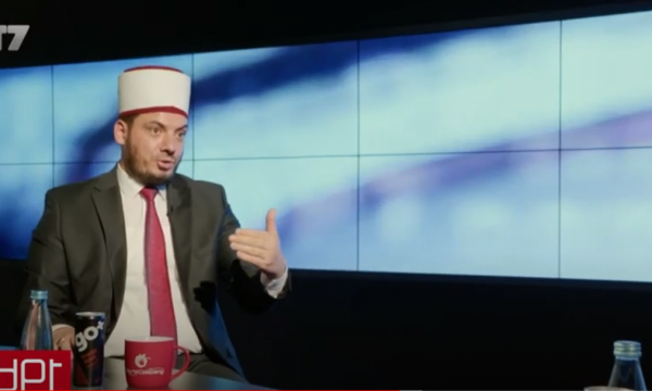 A e kemi obligim t’i thërrasim familjarët në iftare, përgjigjet hoxha ...