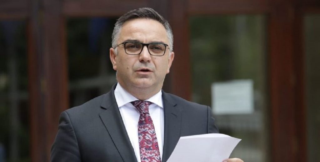 Tahiri: Populli i Kosovës po portretizohet si agresor - Gazeta Express