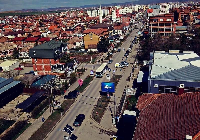 Dyshohet se është dhunuar seksualisht një femër në Fushë Kosovë, ishte ...