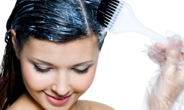 Flokë të yndyrshme? Thuani lamtumirë me niseshte - Gazeta Express