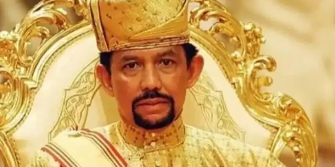 Jetesa e Sulltanit më të pasur në botë: 7000 makina, avion floriri, dhe ...