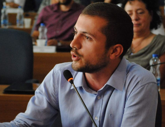 Egzon Azemi i reagon Alban Zogajt: Dorëzoni listat e grevistëve, u ...