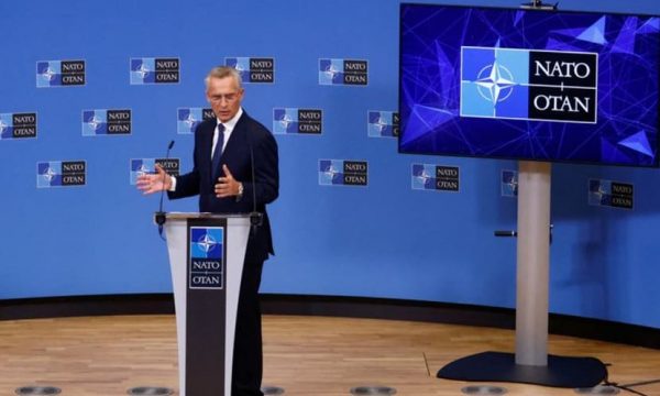 NATO vë në levizje armët bërthamore teksa Putini kërcënon me sulm ... NATO vë në levizje armët bërthamore teksa Putini kërcënon me sulm ...