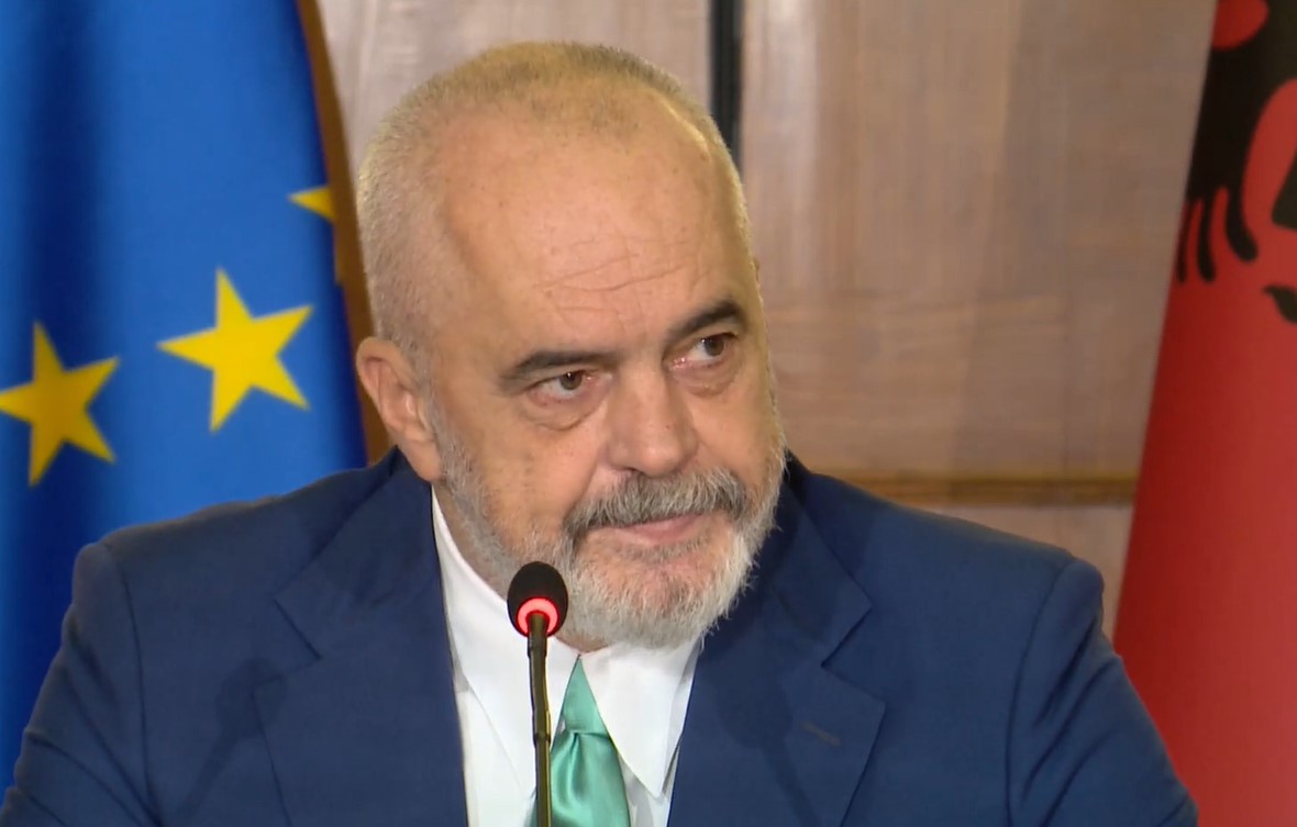 Pse bëni filma? Rama: Kam luajtur një me Ermal Mamaqin po nuk e bëj më ...