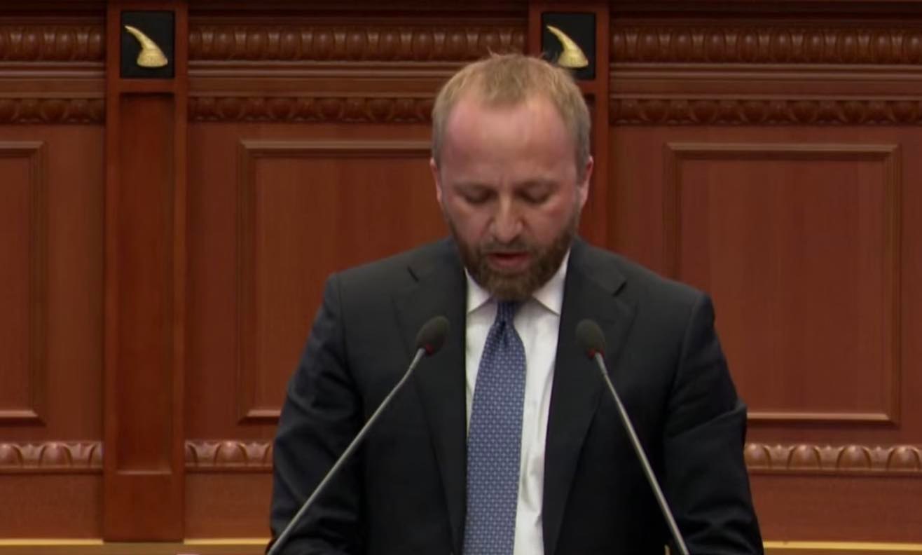 Tahiri jep disa arsye pse PDK po e bojkoton fjalimin vjetor të Osmanit ... Tahiri jep disa arsye pse PDK po e bojkoton fjalimin vjetor të Osmanit ...