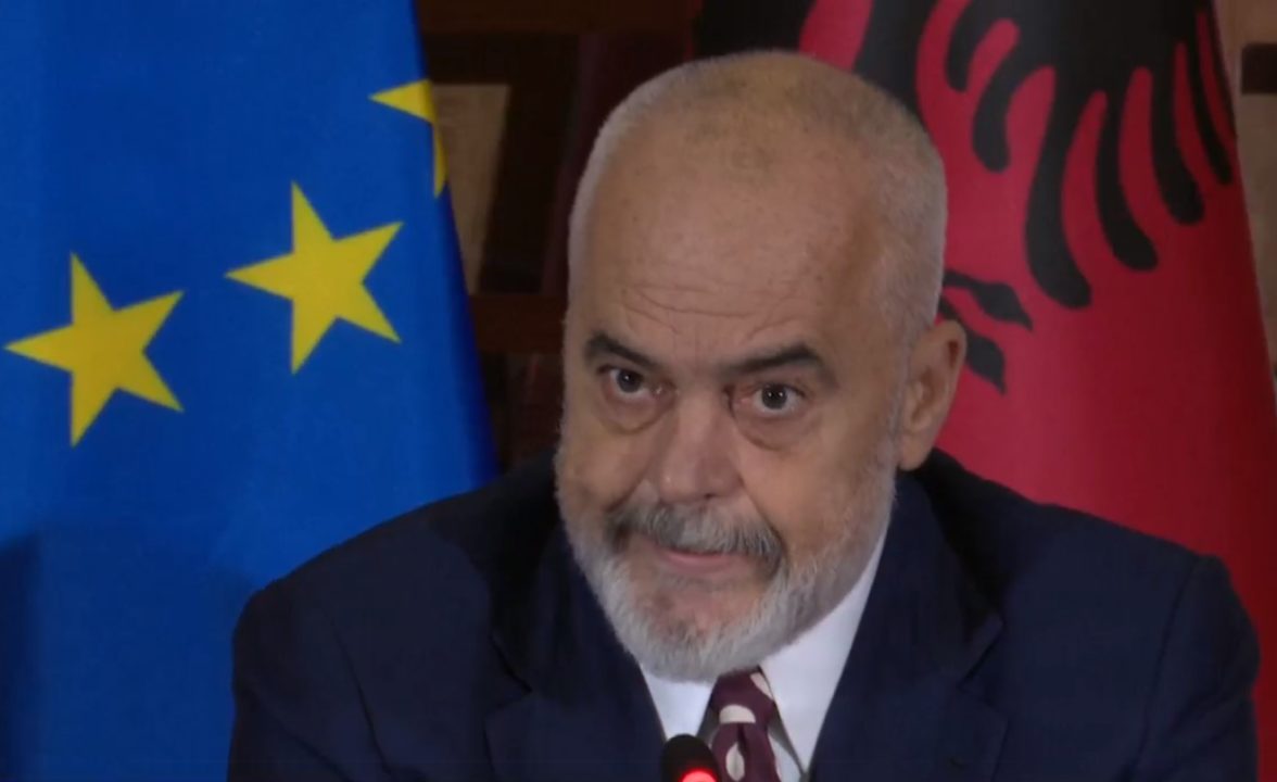 Rama: Me bekimin e SHBA-së dhe BE-së barrikada u shtua si mjet i ... Rama: Me bekimin e SHBA-së dhe BE-së barrikada u shtua si mjet i ...