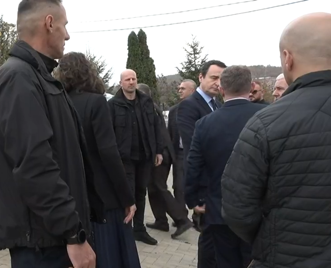 Targat dhe Veriu, Kurti shihet në diskutime të ngushta me Sveçlën e ... Targat dhe Veriu, Kurti shihet në diskutime të ngushta me Sveçlën e ...