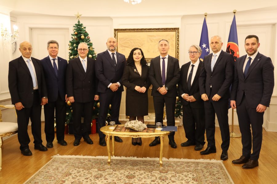 Synohet organizimi i Lojërave Mesdhetare në Kosovë - Gazeta Express