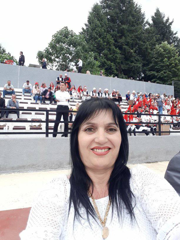 Nënë e bir rrëmbyen dhe dogjën borxhliun, 56-vjeçarja lidhje intime me ...