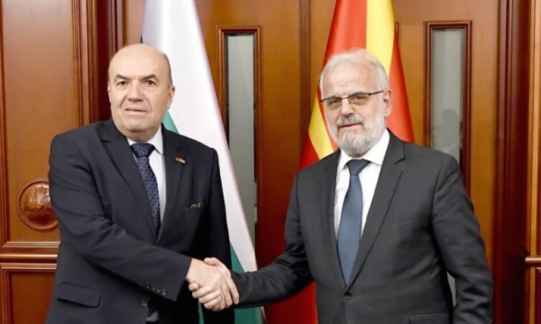 Takim i kryetarit të Kuvendit Xhaferi me ministrin Millkov - Gazeta Express Takim i kryetarit të Kuvendit Xhaferi me ministrin Millkov - Gazeta Express