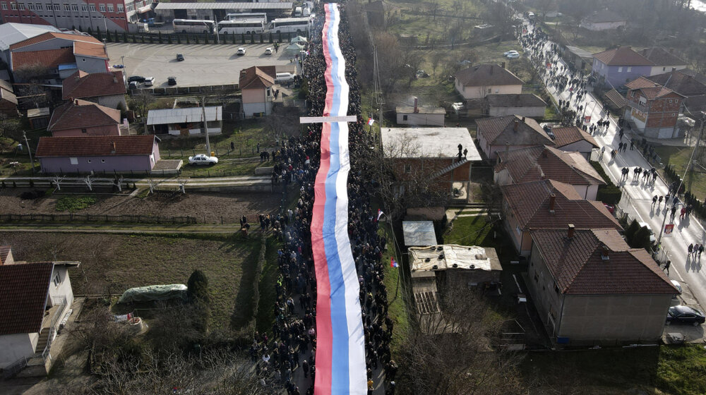 Media gjermane për tensionet mes Serbisë dhe Kosovës: Media gjermane për tensionet mes Serbisë dhe Kosovës: