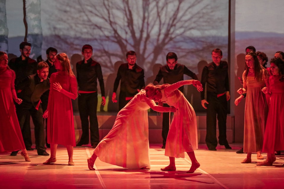 Baleti Kombëtar i Kosovës fillon vitin 2023 me shfaqjen ‘Sisters ...