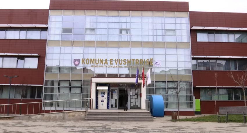 Vushtrria për më shumë se një muaj pa drejtor të Arsimit - Gazeta Express