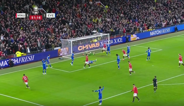 Man Utd rikthen epërsinë ndaj Evertonit falë një autogoli - Gazeta Express