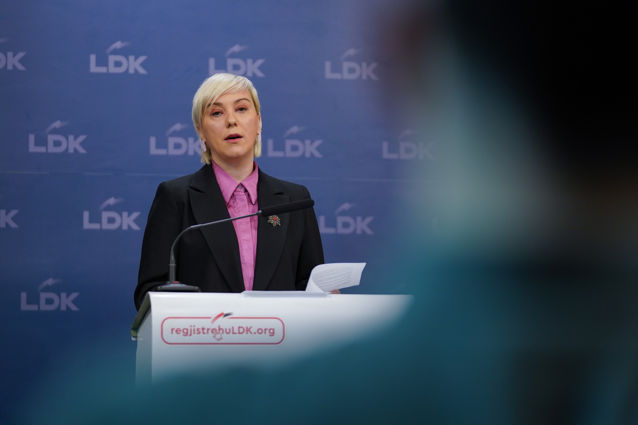 Halimi i del në mbrojtje Ramës pas përplasjes me Kurtin: Mendësi ...