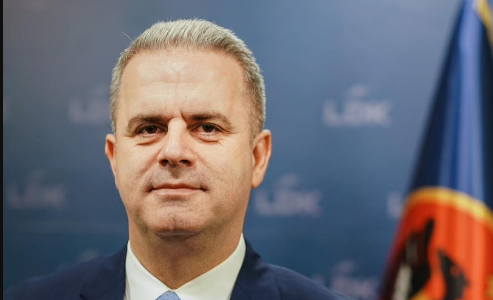 Azemi i LDK-së: Qeveria e dështuar në menaxhim po e përdor popullizmin ...