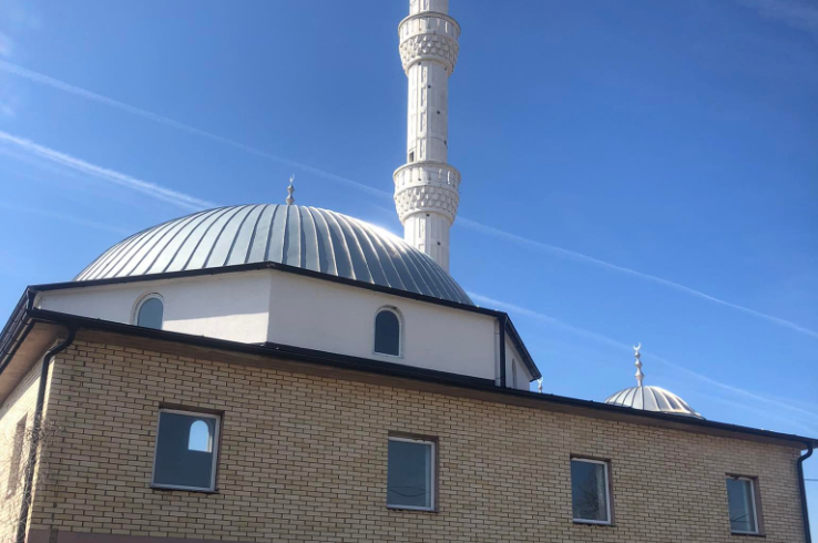 Mbyllet xhamia në Halabak të Podujevës, KBI: Ftojmë për unitet, falje e ...
