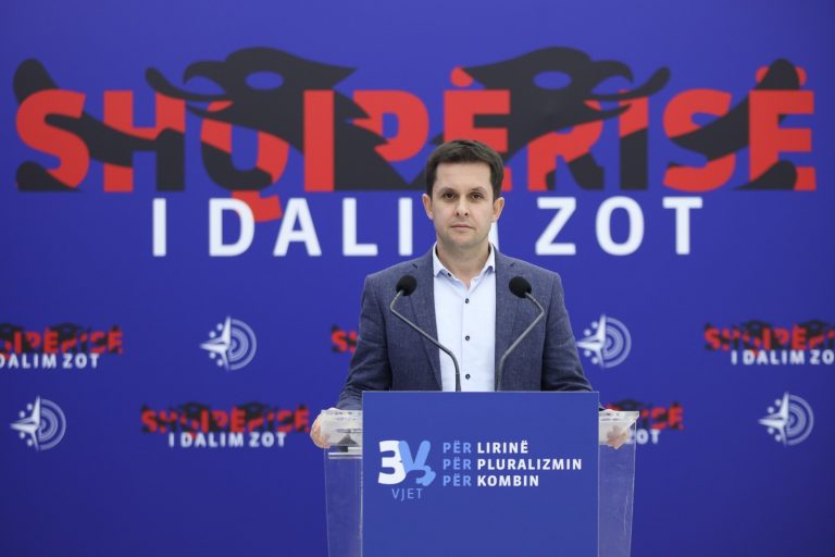 “Në prill do rrisim pagat e mjekëve”, Alimehmeti: Premtim bosh për ...