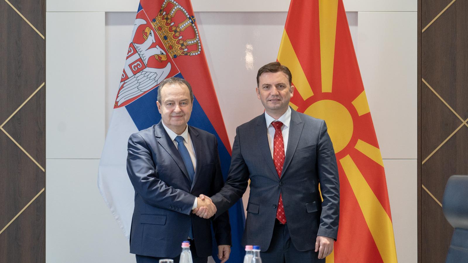 KUFIRI LLOJAN- MIRATOC, TEMË KRYESORE NË TAKIMIN OSMANI- DAÇIQ - Gazeta ... KUFIRI LLOJAN- MIRATOC, TEMË KRYESORE NË TAKIMIN OSMANI- DAÇIQ - Gazeta ...